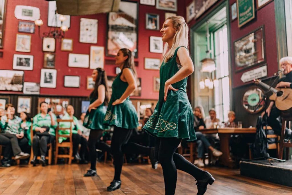 The Irish Dance Party Dublin | Amazing Irish Dance Show | Dance Lessons ...